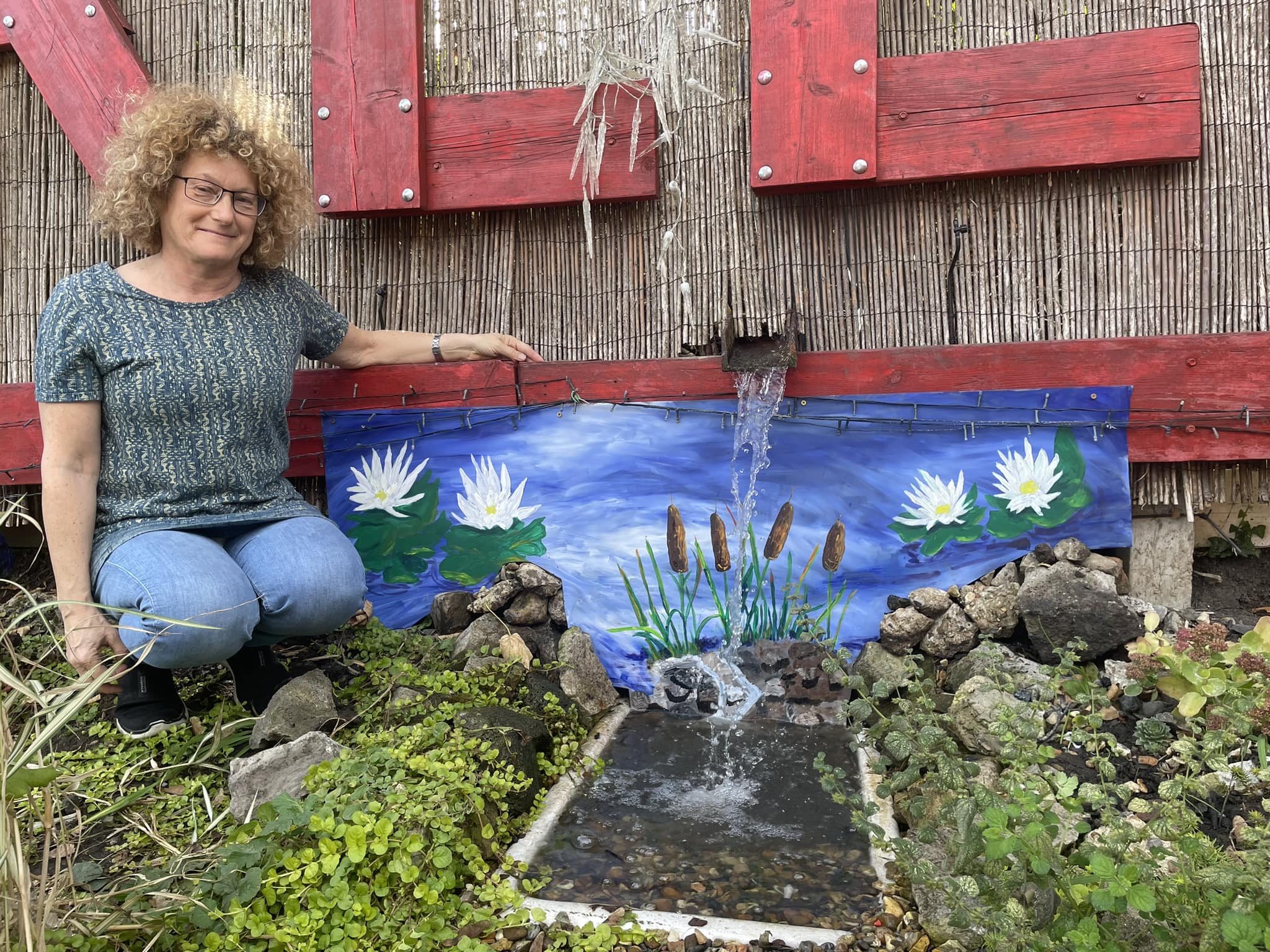 Art backdrop to water feature - NorthWestTWO Residents Association